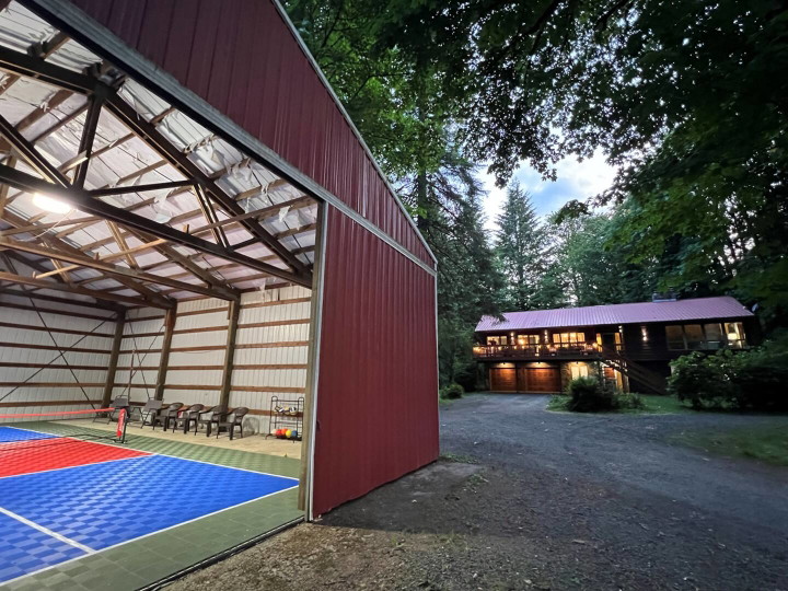 Indoor Pickleball - Pet Friendly, 2 Acres, Hottub! - Oregon