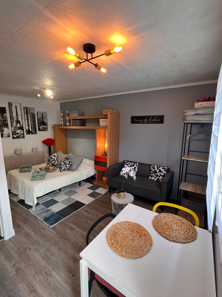 Pleasant Studio - Massy