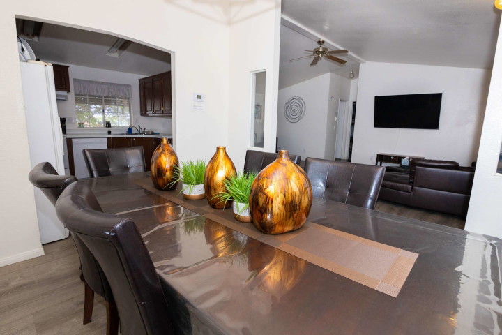 Heritage House Great For Groups! - Pahrump, NV