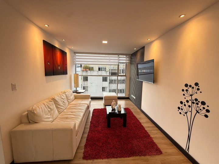 Elegant Suite With Parking - Quito