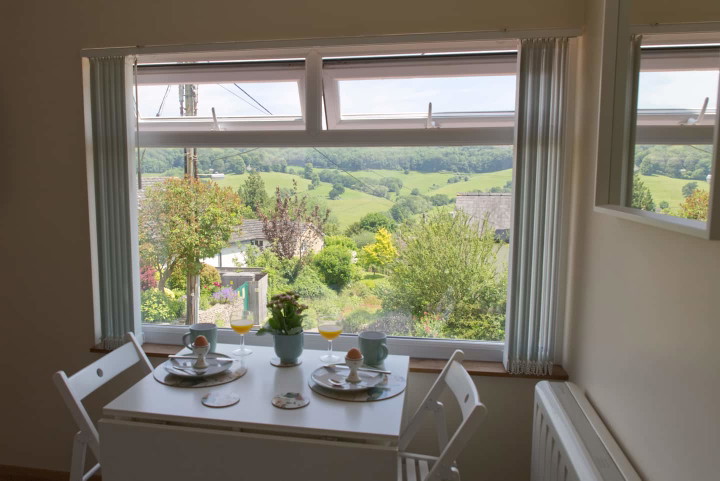 Panoramic Views, Self-catering, A Stroud Village - Stroud, UK