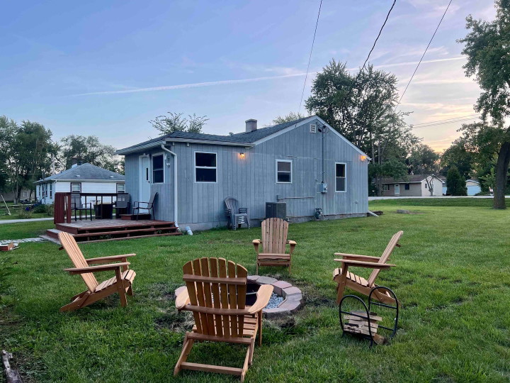 Minutes From Naval Base Casino And Six Flags - Waukegan, IL