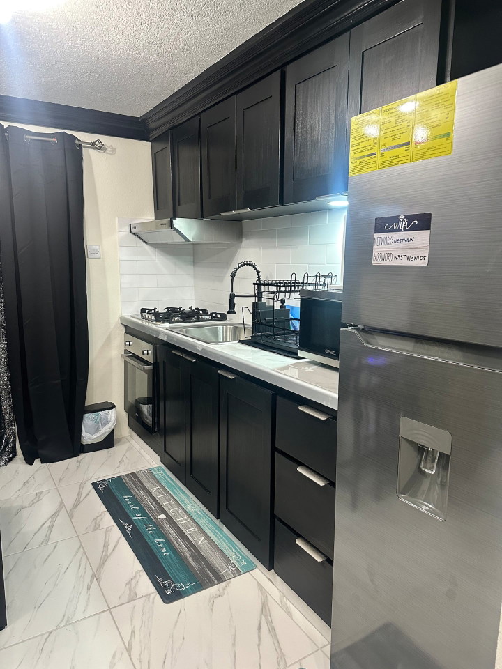 Modern Luxe Escape 3| 1-br Studio In Central Area - Barbados