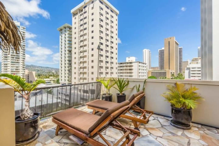 Sky-view Lanai | Pool, Hot Tub & Bbq - Honolulu, HI