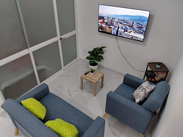 Casa Con Cochera Y Azotea | Nuevo Chimbote - Chimbote