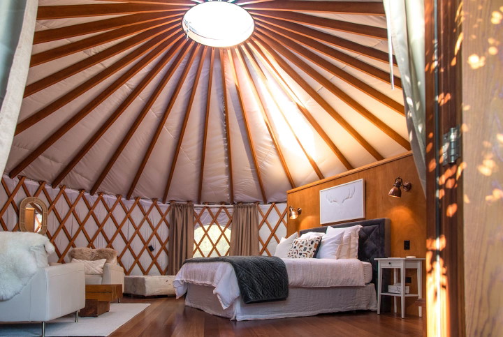 Unique Urban Yurt With Private Garden And Studio - Wairarapa