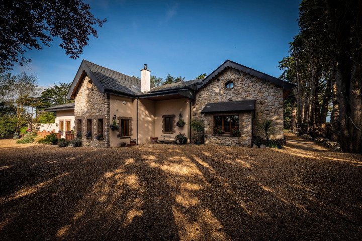 King Size Bed En-suite Room Near Swords & Airport - Donabate