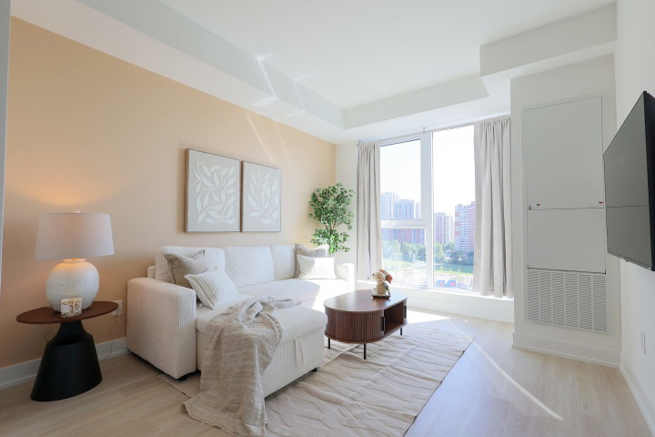 Casa Bougie | Boutique Stay In Etobicoke - Toronto