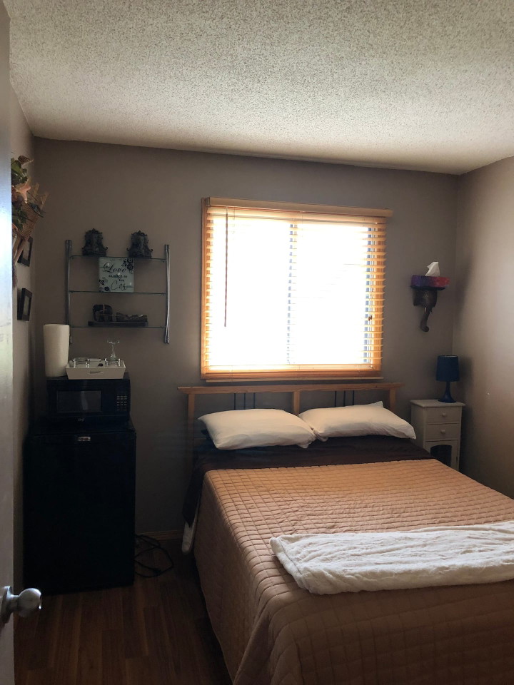 Cindy's Bnb Oasis - Red Deer