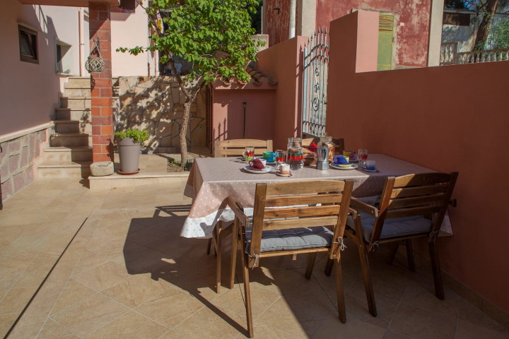 Casa Giulia  Bivano: Residenza Lo Sparviero: - Carloforte
