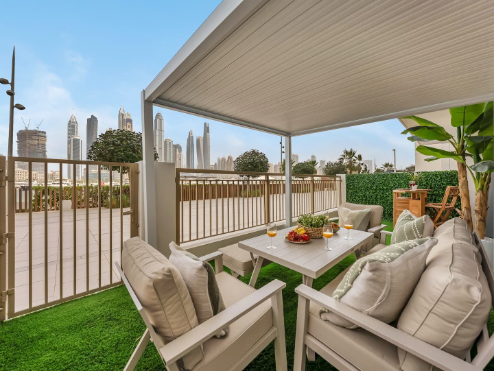 Villa Duplex à Quelques Pas De La Plage | Vue Et Piscine - Dubaï