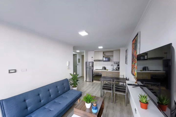 Dpto Cama King · Metro Santa Ana L2/l5 · Netflix - Santiago