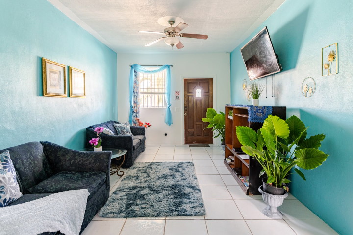 Tropicabana - Nassau