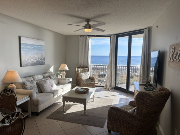 Beautiful Beachfron J - Orange Beach, AL