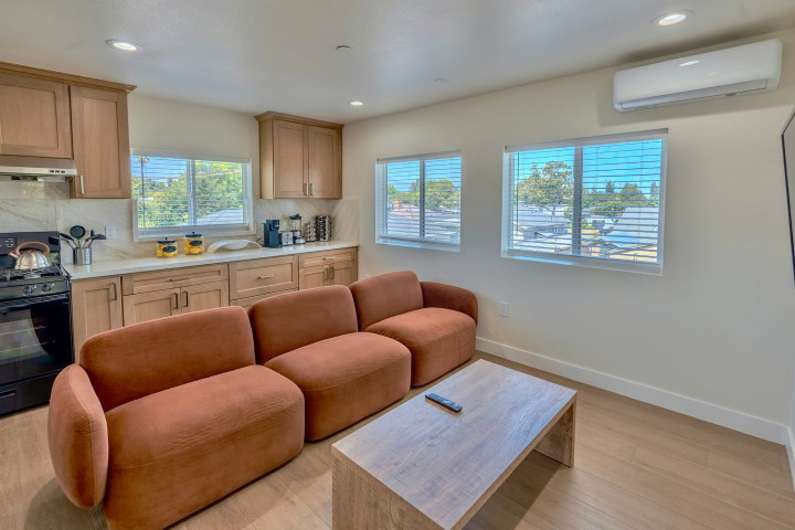 3br 3ba | Convenient Modern Designer House | Park - Arcadia, CA