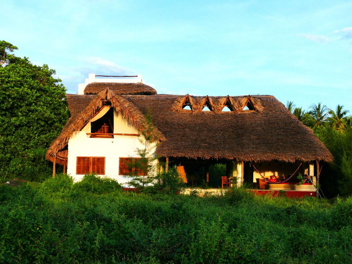 Secluded Eco-villa Overlooking Mida Creek - Kenya