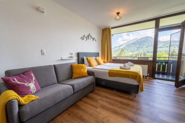 Most Beautiful Mountain View From The Bed In Bad Goisern - Hallstatt