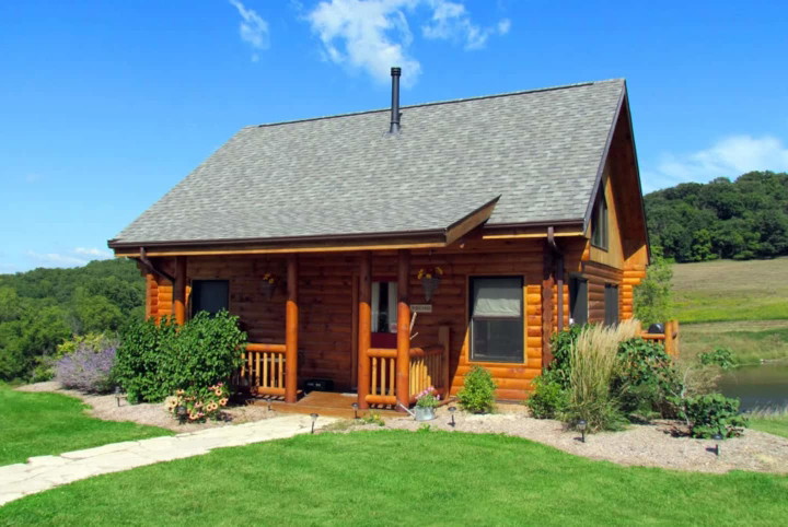 Edelweiss Cabin | Hot Tub | Ponds | Walking Trails - Iowa