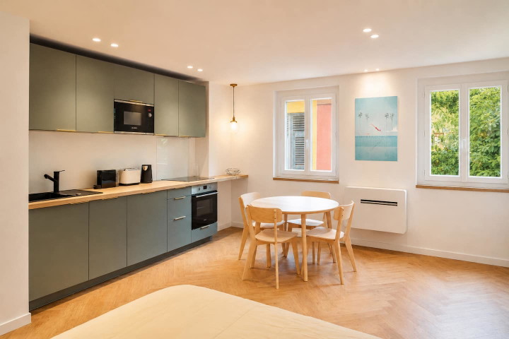 Old Nice Quiet Studio 2 Minutes From The Beach And Market - 埃茲