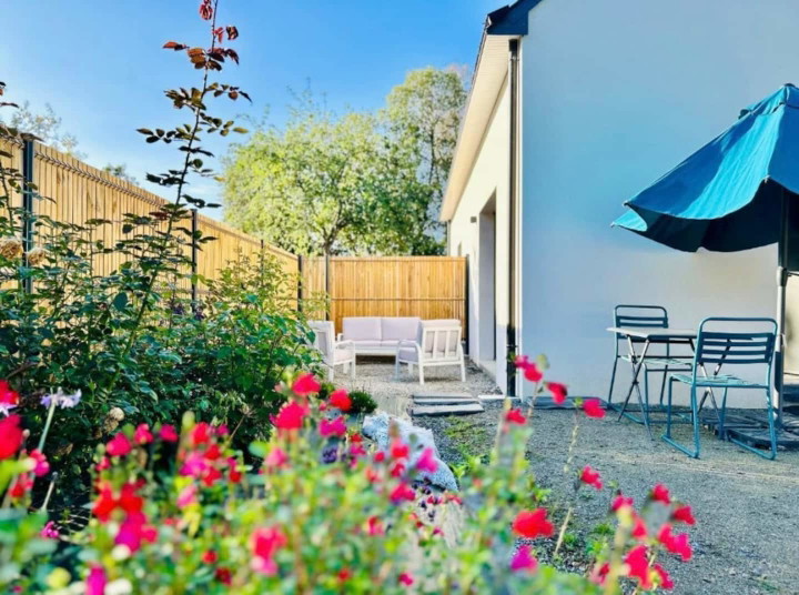 Home Vert La Suite 2-person Vacation Rental - Les Forges