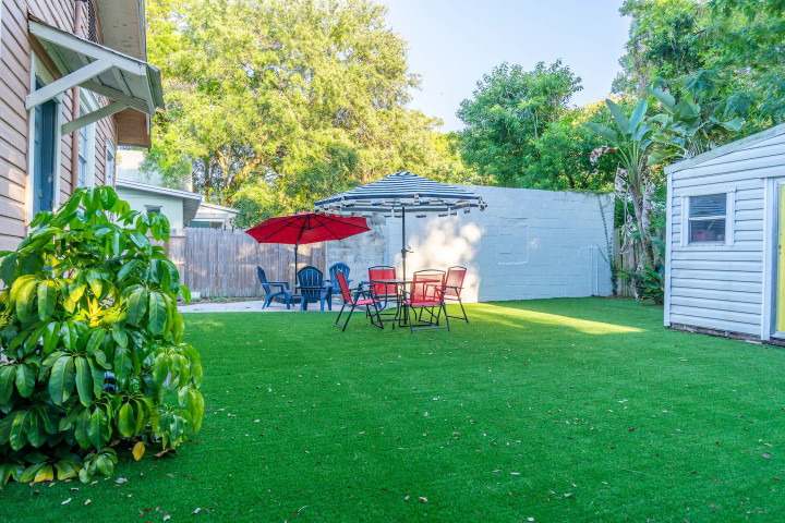 Cozy Tampa Home! Walk To Restaurants, Bars, Shops! - Tampa, FL