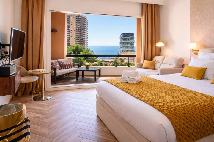 Frontière Avec Monaco  Suite Avec Vue Sur La Mer  Balcon  Piscine - Beausoleil
