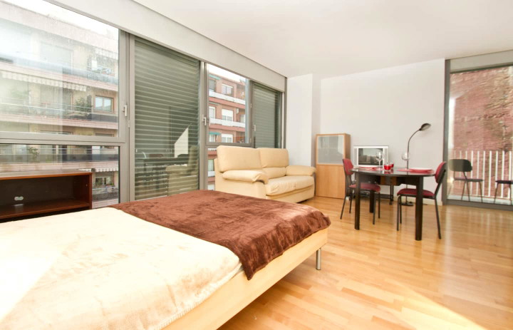 Apartamentos De Rosa In The Heart Of Bcn, Loft ... - Barcelona