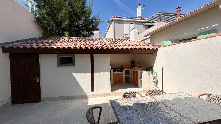 Maison Tout Confort Plage à 100m + Cour Extérieure - Le Grau-du-Roi