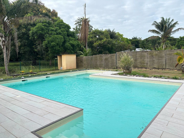 Villa Dolphin- Piscine Privée & Grand Jardin - Guyane française