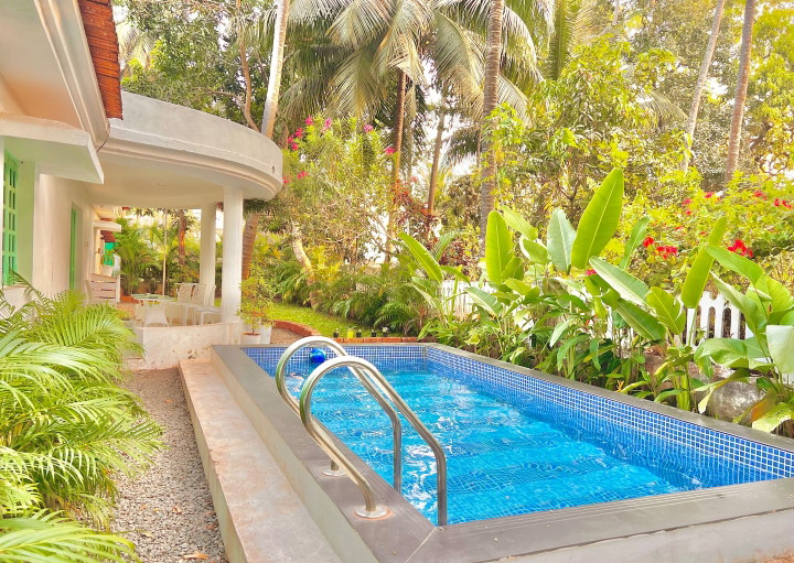 5 Bedrooms Private Pool Villa Near Anjuna Beach - Goa