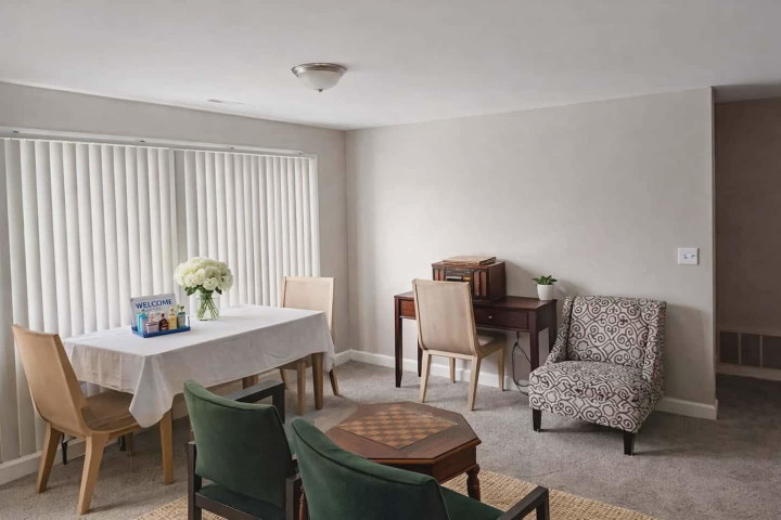 Cozy, Quiet Fort Wayne Apartment, Near Airport - Fort Wayne, IN