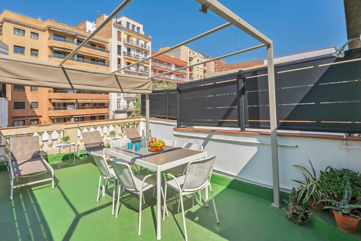 Charming House With Private Rooftop - Plaza España - Barcelona