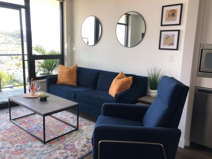 Lakeview 1 Bdrm  Downtown +Extended Stays Welcome - Kelowna