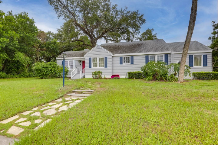 Historic Sunrise House W/ Game Room: Near Beach! - The Bahamas
