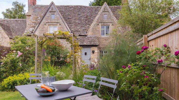 Stone Cotswold Cottage| Woodstove | Near Bibury - Bibury