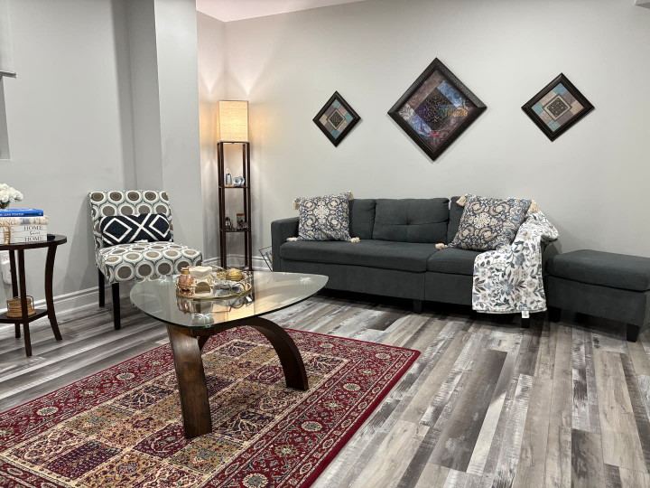 Bright And Cozy Two Bedroom Basement Apartment - Brampton