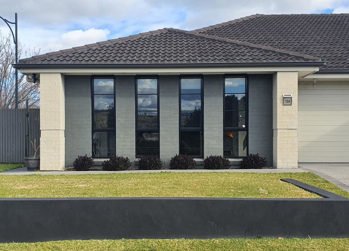 Adorable 1 Bedroom Airbnb, With Spa Great Location - Dapto