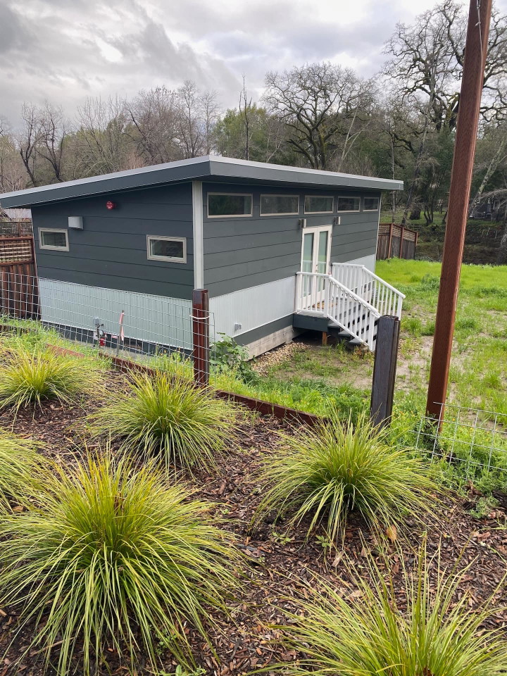 Modern Cottage On Sonoma Creek - Marin County, CA