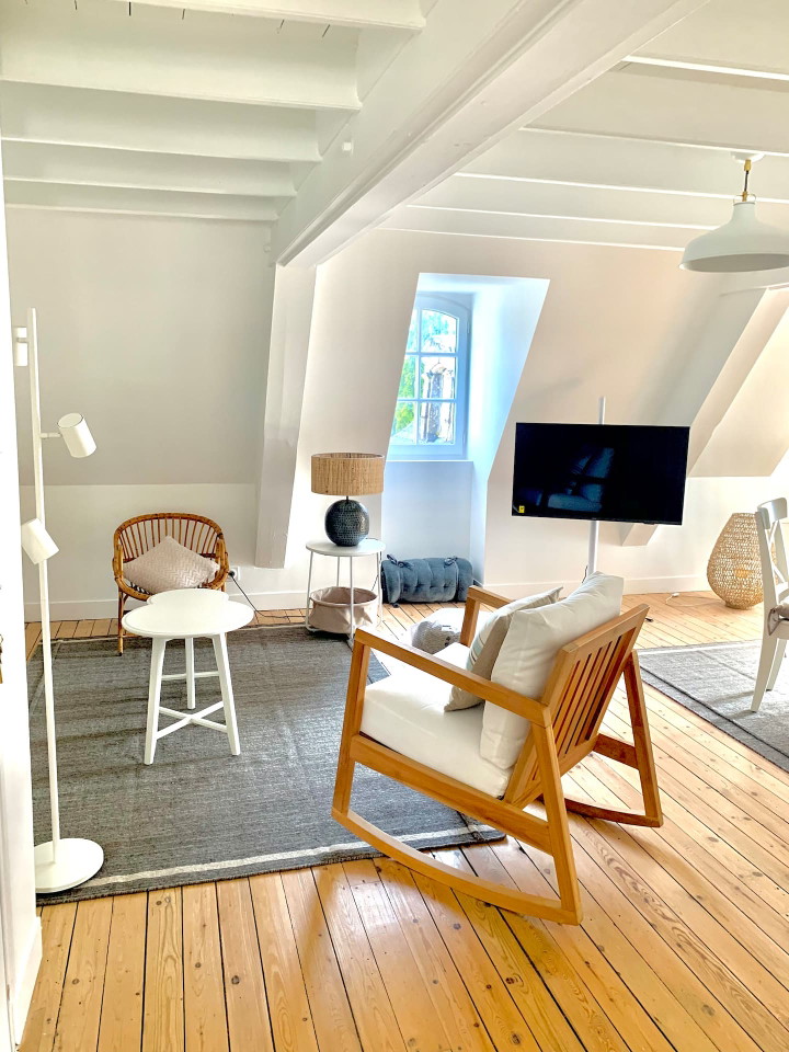 Charmant F2 Atypique Refait à Neuf Hypercentre - Coutances