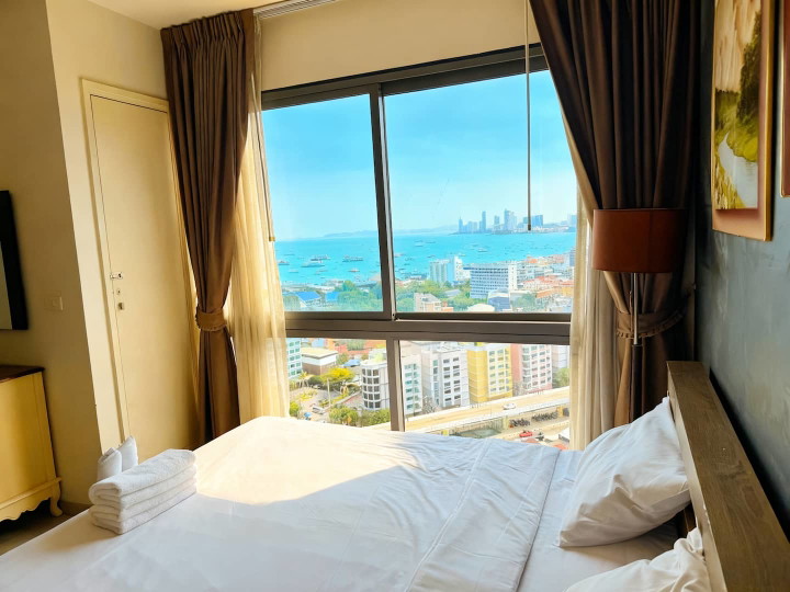 Unixx South Pattaya 21-story High-rise Sea View/double Pool/sky Garden/gym/600 Meters From Walking Street - Pattaya