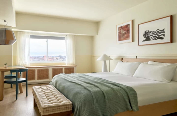 Wayfinder Newport | 2br Suite | Local Gateway - Newport, RI