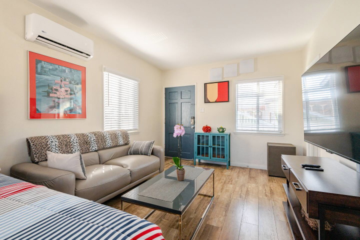 King Sized Living, Steps To Ocean, Now With Ac! - Califórnia