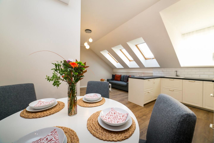 New Apartment 6 - Self Check In, Free Parking - Bratislava