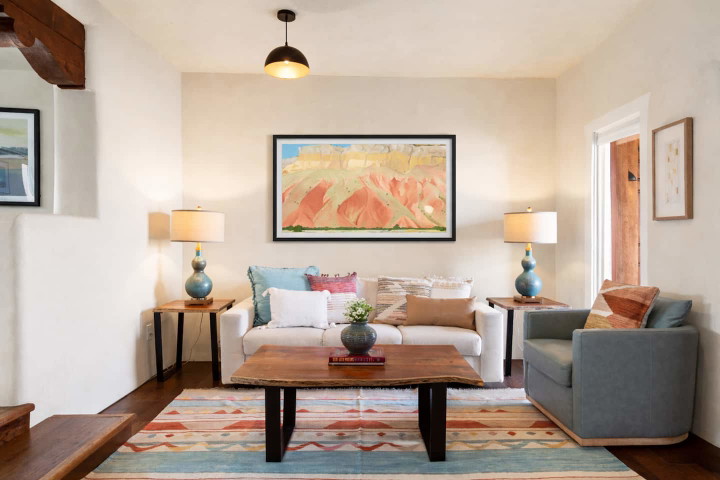 Sun Drenched- 5 Min. Walk To Plaza- Fireplace-yard - Santa Fe