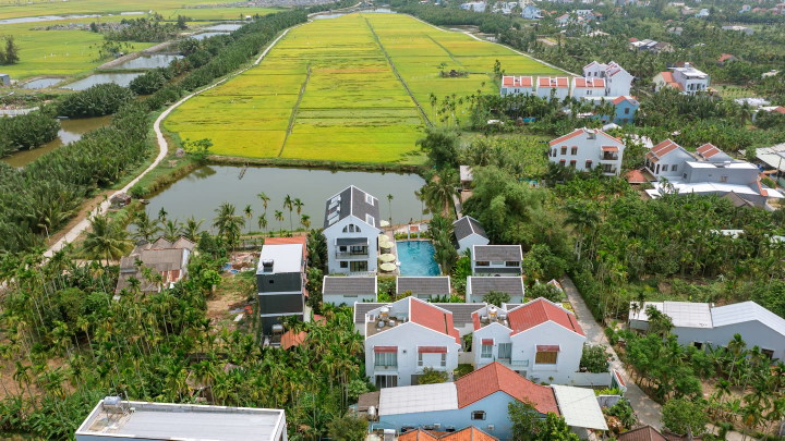 Inspired By Nature Villa Inside Nghé Garden Resort - Vietnam