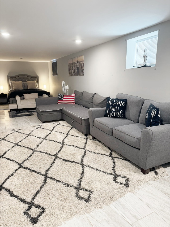 Walk To Train To Nyc - Cozy Basement Apt W Parking - Montclair, NJ