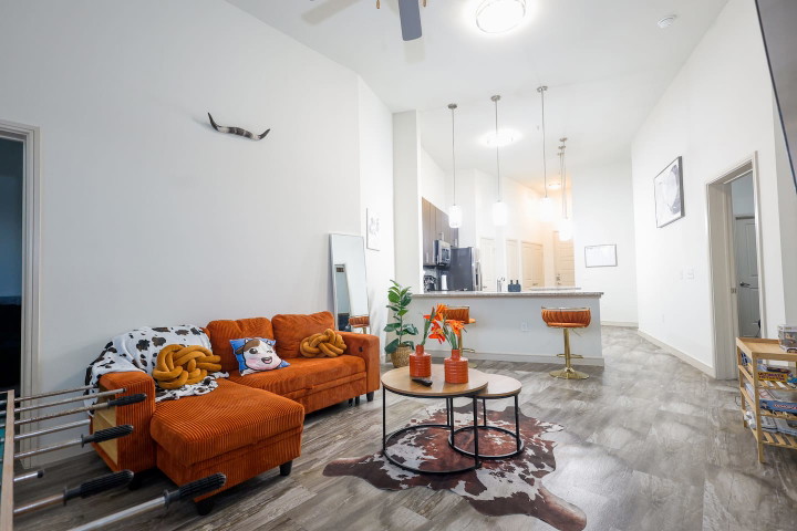 Urban Rustic Loft - Dallas, TX
