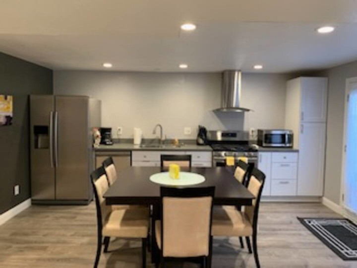 Sunshine Apt | Private & Modern | Prime Location - Sandy, UT