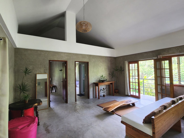 Beach House In Baler (Beachfront Location) - Baler