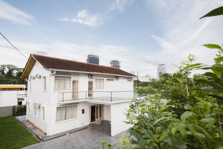 Y Suites (1c) Jalan Yahya Awal, Johor Bahru. - Johor Bahru